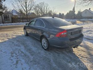 Blue Volvo S80 2006 in Ventspils, with an engine capacity of 2.40 L and mileage of 404 thousand km for 2850 €, photo 6 on AUTOMOTO.COM.LV