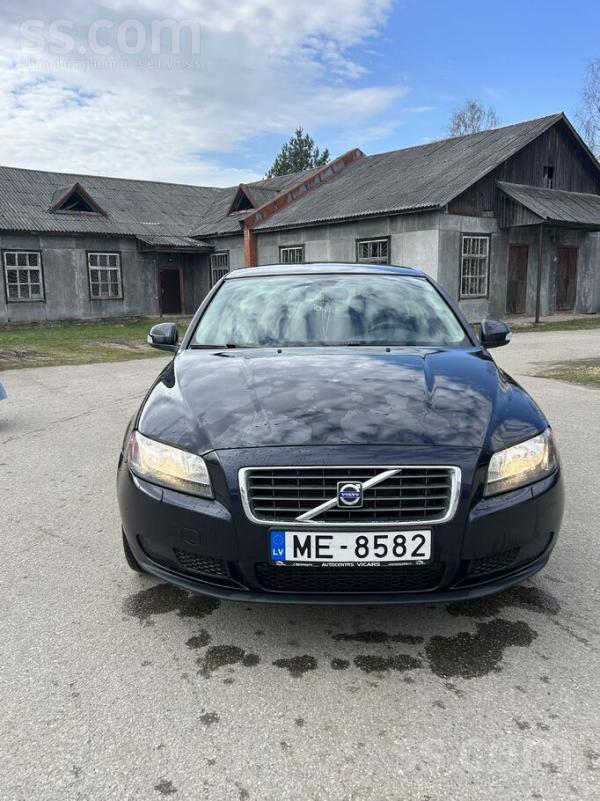 Zils Volvo S80 2006 Preiļi, ar dzinēja tilpumu 2.40 L un nobraukumu 318 tūkst. km par 2500 €, foto 1 vietnē AUTOMOTO.COM.LV