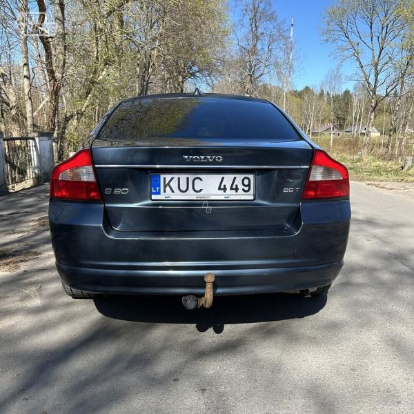 Blue Volvo S80 2006 in Siauliai, with an engine capacity of 2.50 L and mileage of 310 thousand km for 2350 €, photo 6 on AUTOMOTO.COM.LV