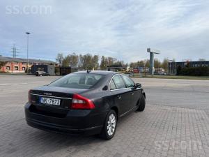 Zils Volvo S80 2006 Rīga, ar dzinēja tilpumu 2.40 L un nobraukumu 264 tūkst. km par 2750 €, foto  vietnē AUTOMOTO.COM.LV