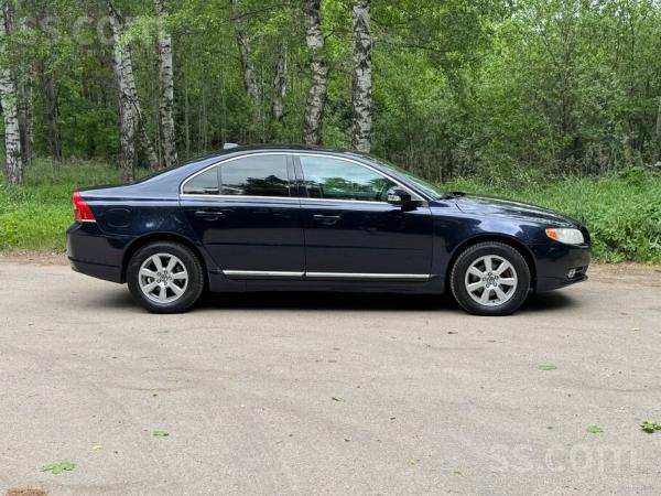 Zils Volvo S80 2006 Rīga, ar dzinēja tilpumu 2.40 L un nobraukumu 0 tūkst. km par 2599 €, foto 6 vietnē AUTOMOTO.COM.LV
