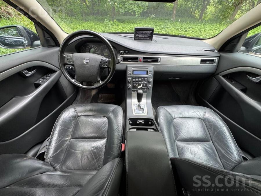 Blue Volvo S80 2006 in Riga, with an engine capacity of 2.40 L and mileage of 0 thousand km for 2599 €, photo 10 on AUTOMOTO.COM.LV