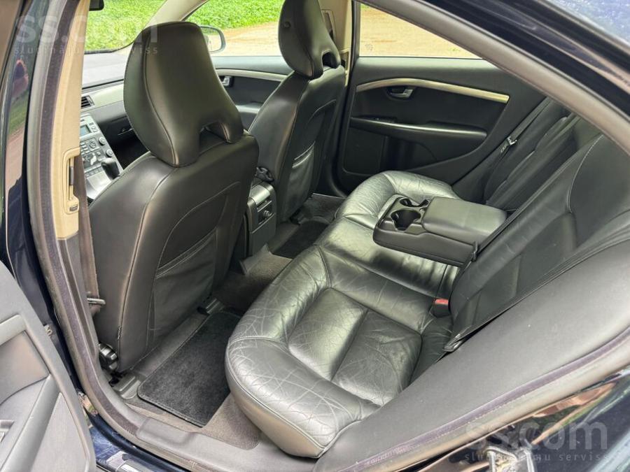 Blue Volvo S80 2006 in Riga, with an engine capacity of 2.40 L and mileage of 0 thousand km for 2599 €, photo 22 on AUTOMOTO.COM.LV