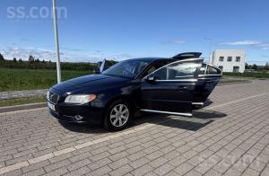 Zils Volvo S80 2006 Rīga, ar dzinēja tilpumu 2.40 L un nobraukumu 293 tūkst. km par 3650 €, foto 4 vietnē AUTOMOTO.COM.LV