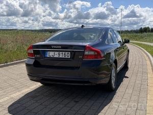 Zils Volvo S80 2006 Rīga, ar dzinēja tilpumu 2.40 L un nobraukumu 293 tūkst. km par 3650 €, foto 16 vietnē AUTOMOTO.COM.LV