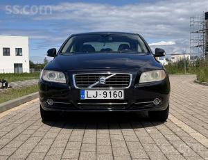 Zils Volvo S80 2006 Rīga, ar dzinēja tilpumu 2.40 L un nobraukumu 293 tūkst. km par 3650 €, foto 22 vietnē AUTOMOTO.COM.LV