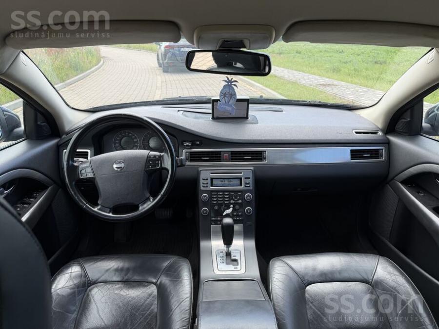 Zils Volvo S80 2006 Rīga, ar dzinēja tilpumu 2.40 L un nobraukumu 293 tūkst. km par 3650 €, foto 29 vietnē AUTOMOTO.COM.LV