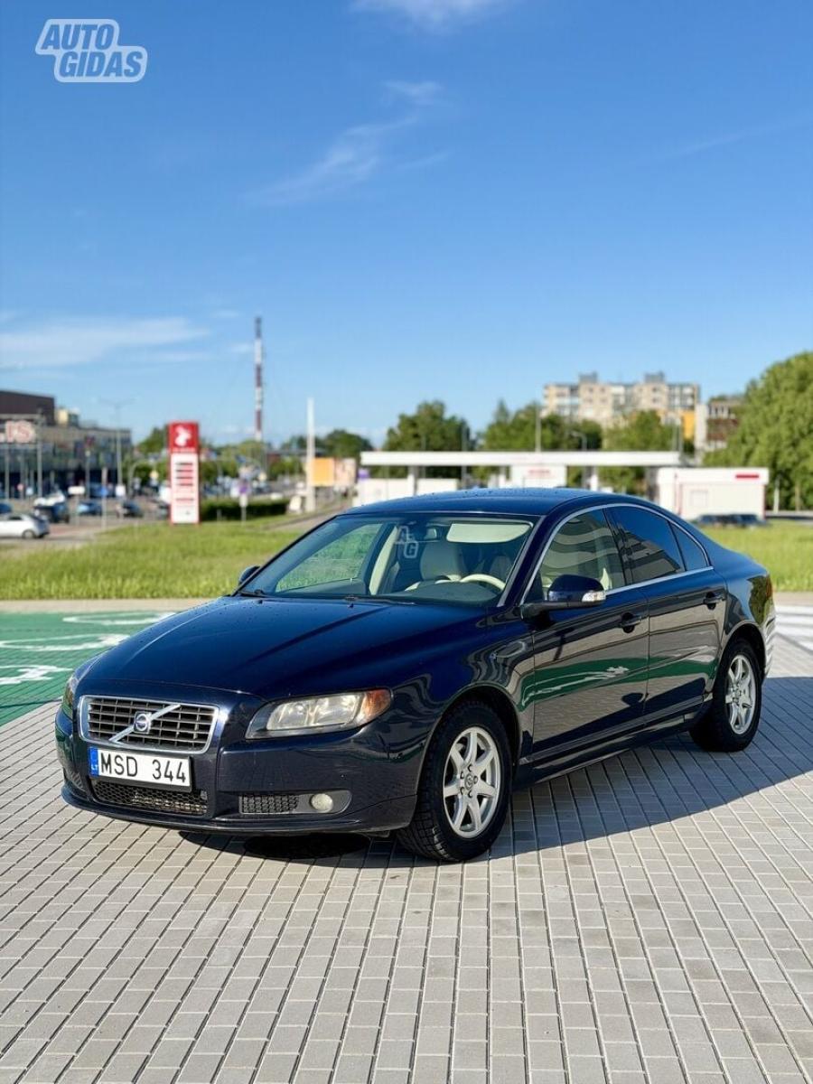Blue Volvo S80 2006 in Siauliai, with an engine capacity of 2.40 L and mileage of 261 thousand km for 2850 €, photo 1 on AUTOMOTO.COM.LV