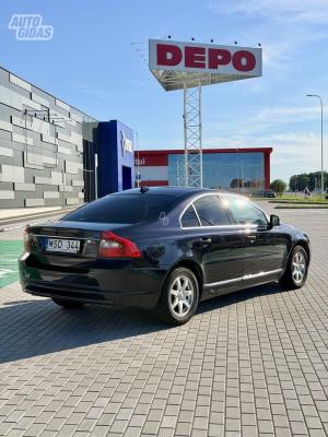 Blue Volvo S80 2006 in Siauliai, with an engine capacity of 2.40 L and mileage of 261 thousand km for 2850 €, photo 5 on AUTOMOTO.COM.LV