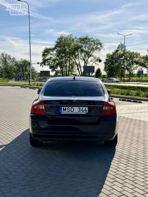 Blue Volvo S80 2006 in Siauliai, with an engine capacity of 2.40 L and mileage of 261 thousand km for 2850 €, photo 6 on AUTOMOTO.COM.LV