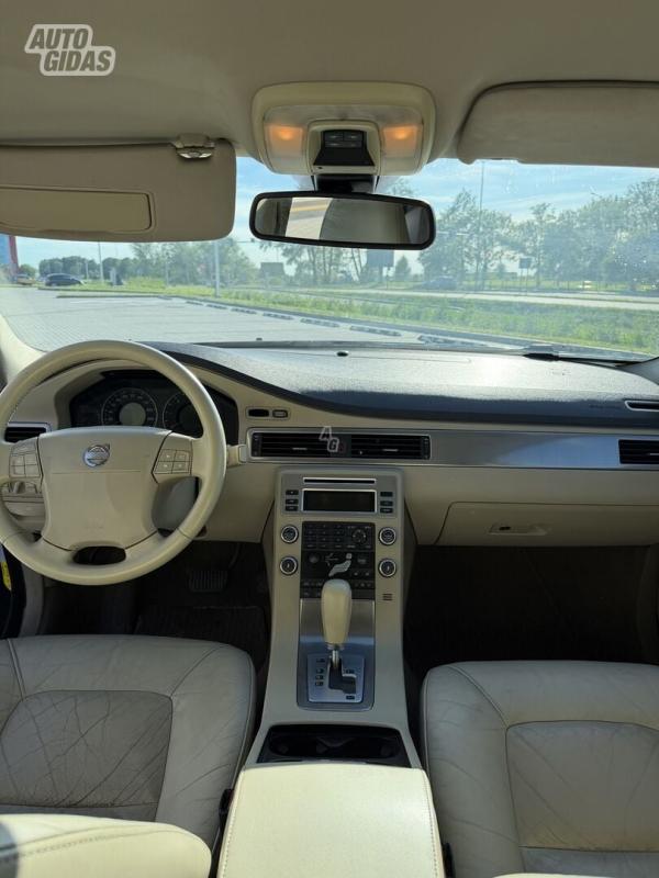 Blue Volvo S80 2006 in Siauliai, with an engine capacity of 2.40 L and mileage of 261 thousand km for 2850 €, photo 8 on AUTOMOTO.COM.LV