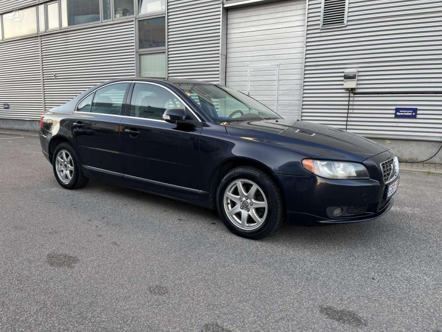 Zils Volvo S80 2006 Viļņa, ar dzinēja tilpumu 2.40 L un nobraukumu 365 tūkst. km par 2250 €, foto 3 vietnē AUTOMOTO.COM.LV