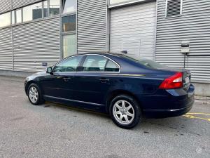 Zils Volvo S80 2006 Viļņa, ar dzinēja tilpumu 2.40 L un nobraukumu 365 tūkst. km par 2250 €, foto 7 vietnē AUTOMOTO.COM.LV