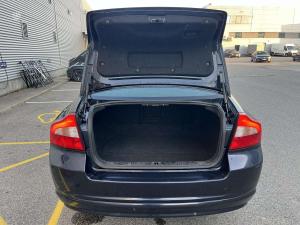 Zils Volvo S80 2006 Viļņa, ar dzinēja tilpumu 2.40 L un nobraukumu 365 tūkst. km par 2250 €, foto 17 vietnē AUTOMOTO.COM.LV