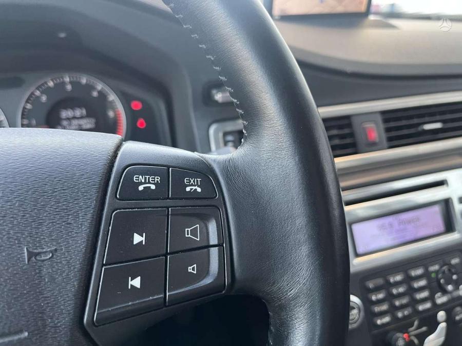 Zils Volvo S80 2006 Viļņa, ar dzinēja tilpumu 2.40 L un nobraukumu 365 tūkst. km par 2250 €, foto 20 vietnē AUTOMOTO.COM.LV