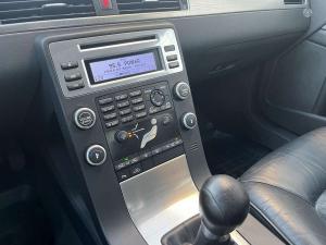 Zils Volvo S80 2006 Viļņa, ar dzinēja tilpumu 2.40 L un nobraukumu 365 tūkst. km par 2250 €, foto 22 vietnē AUTOMOTO.COM.LV