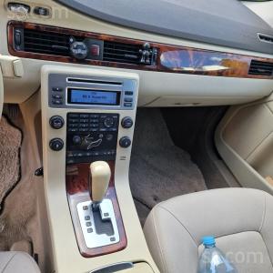 Zils Volvo S80 2006 Rīga, ar dzinēja tilpumu 2.40 L un nobraukumu 400 tūkst. km par 3200 €, foto 9 vietnē AUTOMOTO.COM.LV