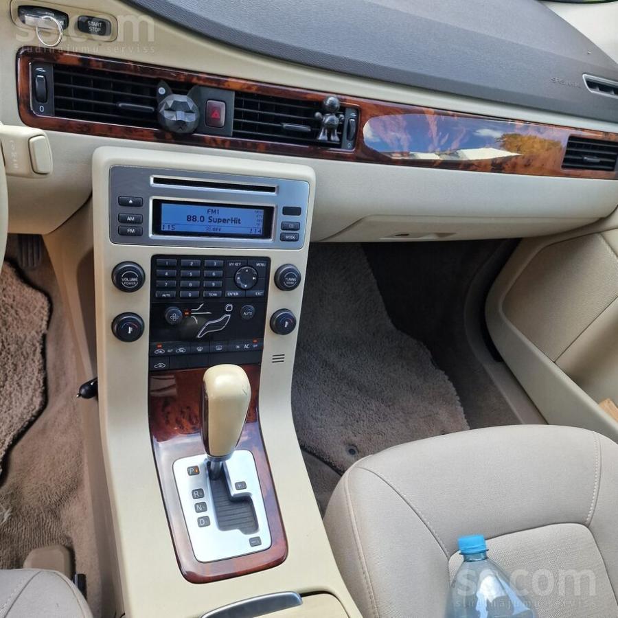 Zils Volvo S80 2006 Rīga, ar dzinēja tilpumu 2.40 L un nobraukumu 400 tūkst. km par 3200 €, foto 9 vietnē AUTOMOTO.COM.LV