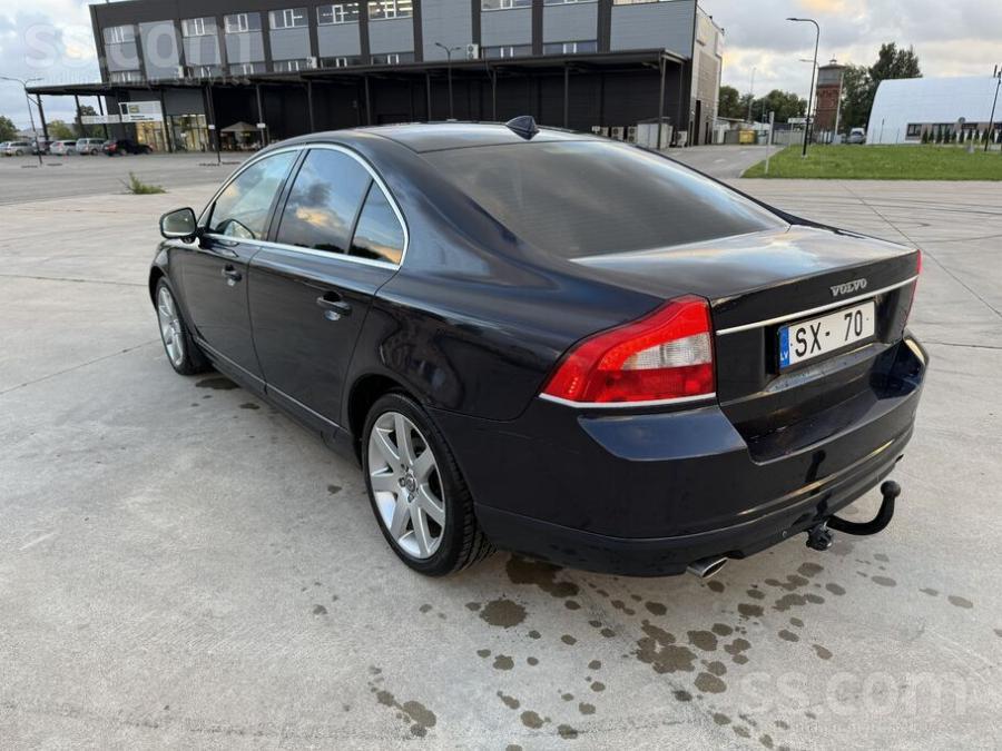 Zils Volvo S80 2006 Liepāja, ar dzinēja tilpumu 4.40 L un nobraukumu 270 tūkst. km par 4250 €, foto 5 vietnē AUTOMOTO.COM.LV