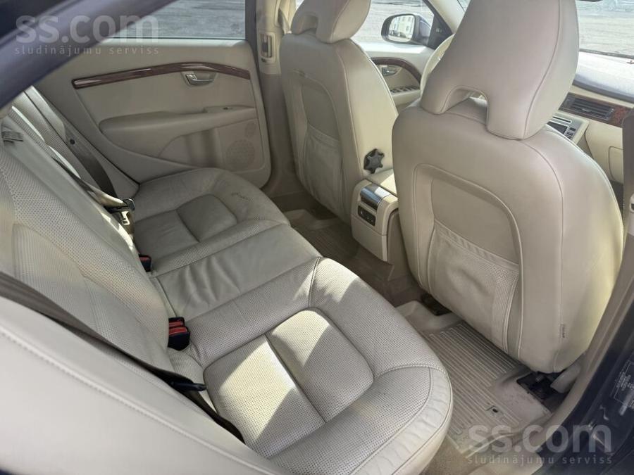 Zils Volvo S80 2006 Liepāja, ar dzinēja tilpumu 4.40 L un nobraukumu 270 tūkst. km par 4250 €, foto 10 vietnē AUTOMOTO.COM.LV