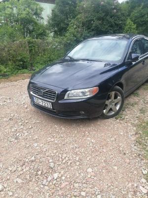 Zils Volvo S80 2007 Bauska, ar dzinēja tilpumu 2.40 L un nobraukumu 332 tūkst. km par 6500 €, foto 1 vietnē AUTOMOTO.COM.LV