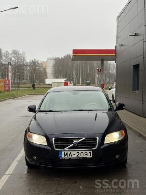 Zils Volvo S80 2007 Rīga, ar dzinēja tilpumu 2.40 L un nobraukumu 301 tūkst. km par 3100 €, foto 2 vietnē AUTOMOTO.COM.LV