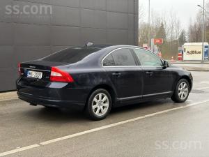 Zils Volvo S80 2007 Rīga, ar dzinēja tilpumu 2.40 L un nobraukumu 301 tūkst. km par 3100 €, foto 4 vietnē AUTOMOTO.COM.LV