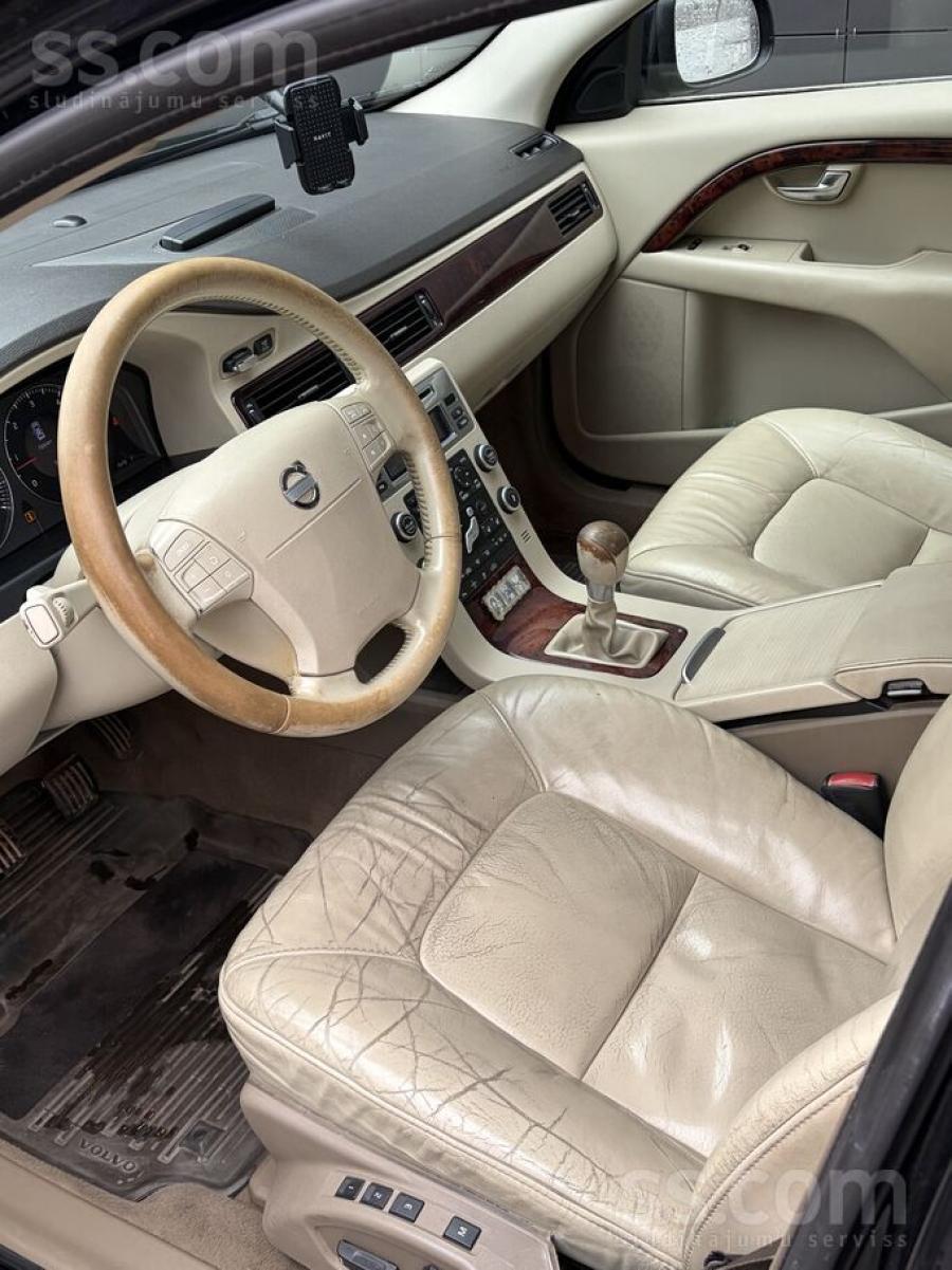 Zils Volvo S80 2007 Rīga, ar dzinēja tilpumu 2.40 L un nobraukumu 301 tūkst. km par 3100 €, foto 10 vietnē AUTOMOTO.COM.LV