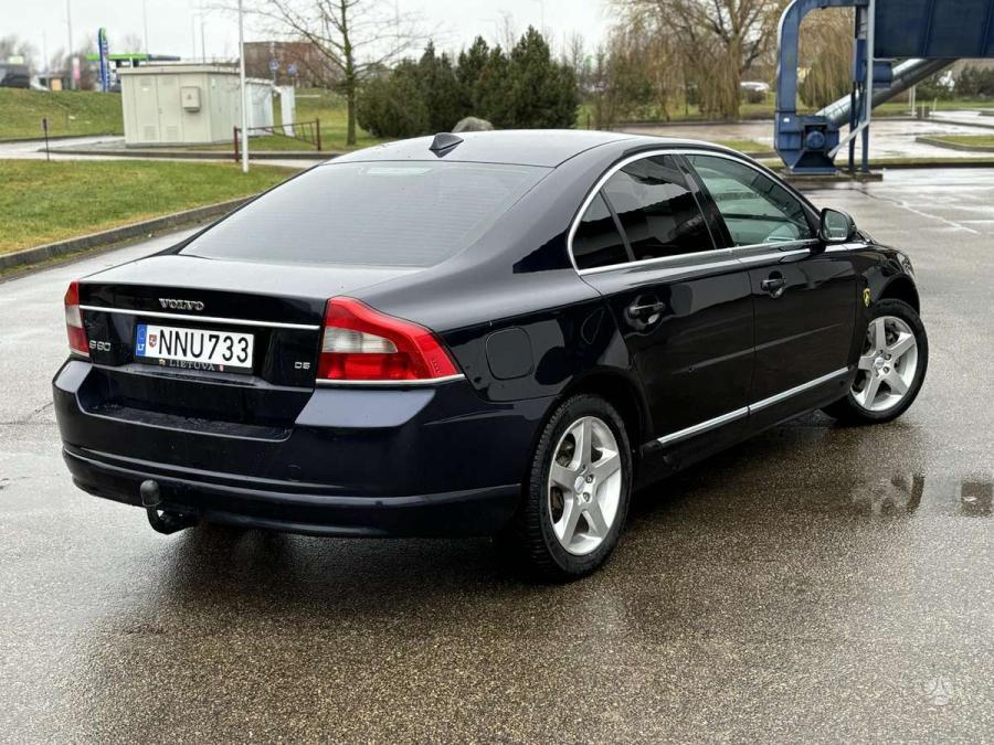 Zils Volvo S80 2007 Ukmergė, ar dzinēja tilpumu 2.40 L un nobraukumu 370 tūkst. km par 2600 €, foto 4 vietnē AUTOMOTO.COM.LV