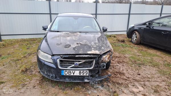 Blue Volvo S80 2007 in Vilnius, with an engine capacity of 2.50 L and mileage of 270 thousand km for 1100 €, photo 1 on AUTOMOTO.COM.LV