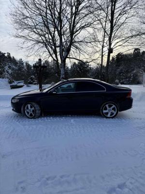 Blue Volvo S80 2007 in Vilnius, with an engine capacity of 2.40 L and mileage of 332 thousand km for 5500 €, photo 4 on AUTOMOTO.COM.LV