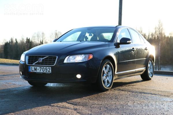 Blue Volvo S80 2007 in Riga, with an engine capacity of 2.40 L and mileage of 376 thousand km for 4350 €, photo 2 on AUTOMOTO.COM.LV