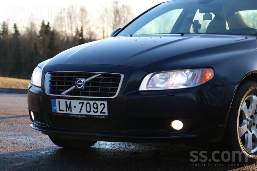 Blue Volvo S80 2007 in Riga, with an engine capacity of 2.40 L and mileage of 376 thousand km for 4350 €, photo 3 on AUTOMOTO.COM.LV