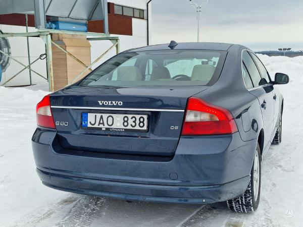 Blue Volvo S80 2007 in Ukmerge, with an engine capacity of 2.40 L and mileage of 316 thousand km for 2150 €, photo 2 on AUTOMOTO.COM.LV