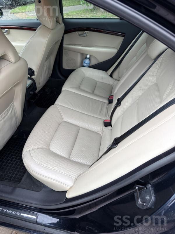 Zils Volvo S80 2007 Rīga, ar dzinēja tilpumu 2.40 L un nobraukumu 231 tūkst. km par 5800 €, foto 5 vietnē AUTOMOTO.COM.LV