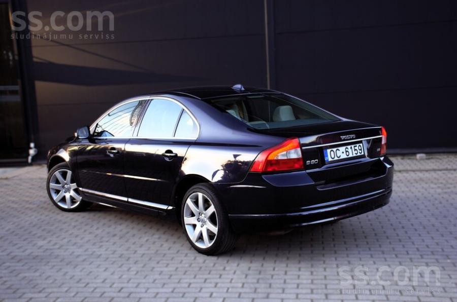 Zils Volvo S80 2007 Rīga, ar dzinēja tilpumu 2.40 L un nobraukumu 301 tūkst. km par 4690 €, foto 7 vietnē AUTOMOTO.COM.LV