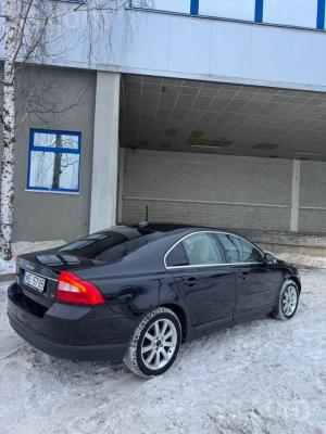 Zils Volvo S80 2007 Madona, ar dzinēja tilpumu 2.40 L un nobraukumu 353 tūkst. km par 3100 €, foto  vietnē AUTOMOTO.COM.LV