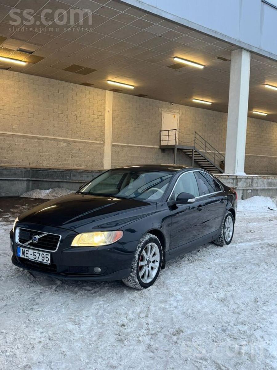 Zils Volvo S80 2007 Madona, ar dzinēja tilpumu 2.40 L un nobraukumu 353 tūkst. km par 3100 €, foto 5 vietnē AUTOMOTO.COM.LV