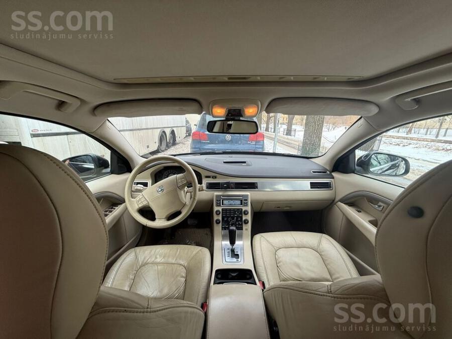 Zils Volvo S80 2007 Madona, ar dzinēja tilpumu 2.40 L un nobraukumu 353 tūkst. km par 3100 €, foto 11 vietnē AUTOMOTO.COM.LV
