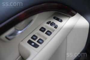 Blue Volvo S80 2007 in Riga, with an engine capacity of 2.40 L and mileage of 0 thousand km for 3190 €, photo 9 on AUTOMOTO.COM.LV