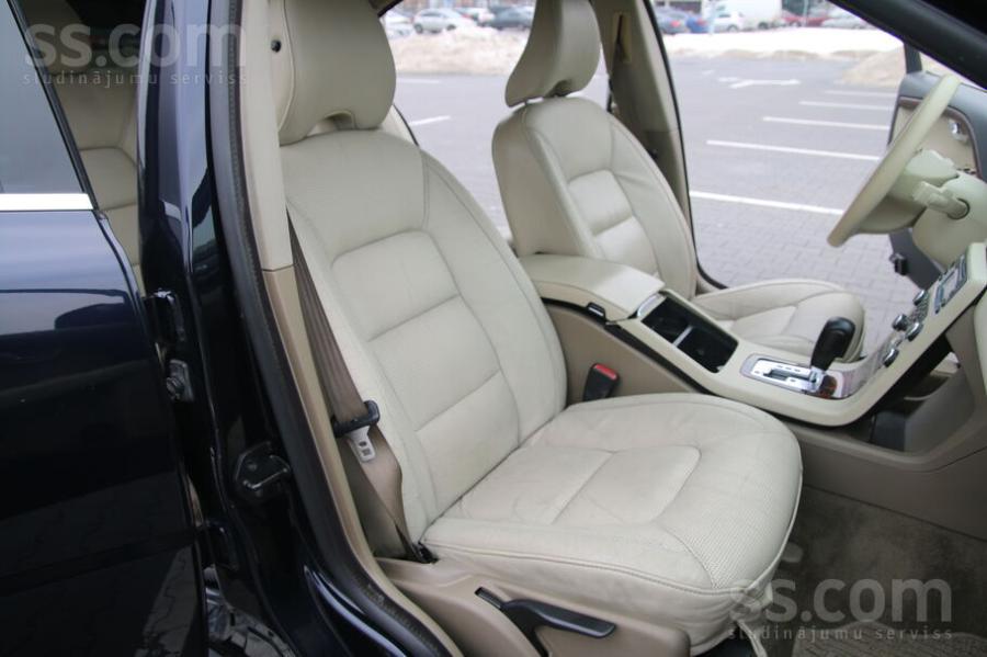 Blue Volvo S80 2007 in Riga, with an engine capacity of 2.40 L and mileage of 0 thousand km for 3190 €, photo 15 on AUTOMOTO.COM.LV