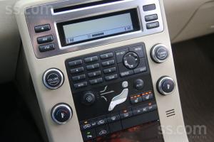 Blue Volvo S80 2007 in Riga, with an engine capacity of 2.40 L and mileage of 0 thousand km for 3190 €, photo 23 on AUTOMOTO.COM.LV