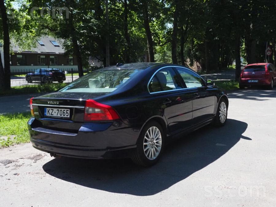 Blue Volvo S80 2007 in Riga, with an engine capacity of 2.40 L and mileage of 231 thousand km for 5200 €, photo 3 on AUTOMOTO.COM.LV