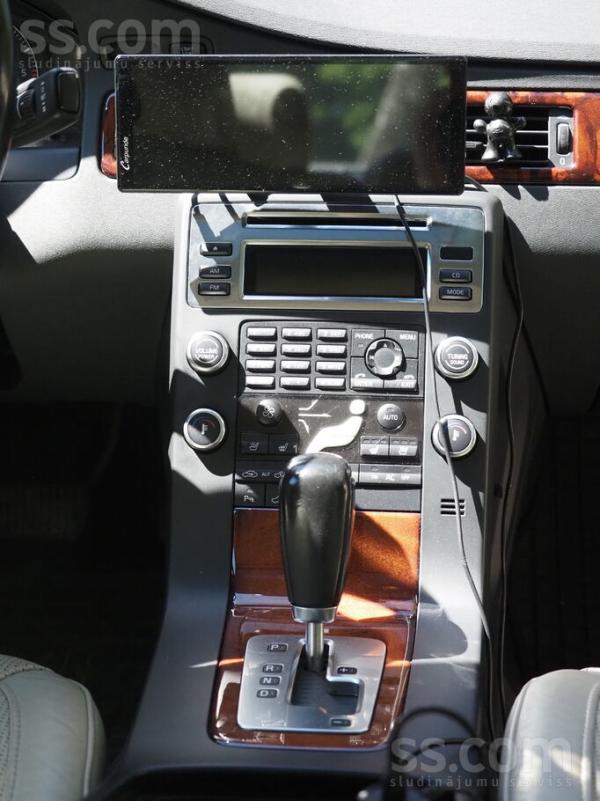 Zils Volvo S80 2007 Rīga, ar dzinēja tilpumu 2.40 L un nobraukumu 231 tūkst. km par 5200 €, foto 8 vietnē AUTOMOTO.COM.LV