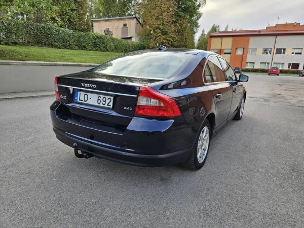 Blue Volvo S80 2007 in Jekabpils, with an engine capacity of 2.40 L and mileage of 399 thousand km for 3250 €, photo 8 on AUTOMOTO.COM.LV