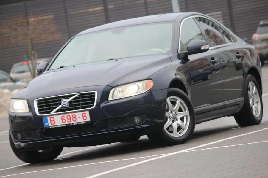 Zils Volvo S80 2007 Rīga, ar dzinēja tilpumu 2.40 L un nobraukumu 282 tūkst. km par 3190 €, foto 1 vietnē AUTOMOTO.COM.LV