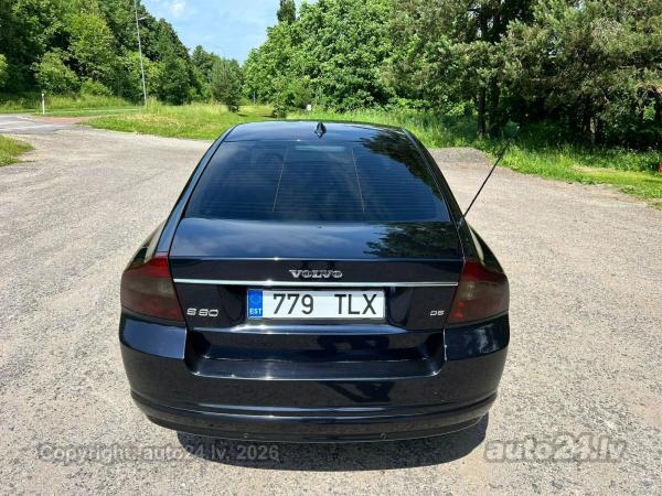 Zils Volvo S80 2007 Tallina, ar dzinēja tilpumu 2.40 L un nobraukumu 314 tūkst. km par 4800 €, foto 6 vietnē AUTOMOTO.COM.LV