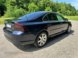 Blue Volvo S80 2007 in Tallinn, with an engine capacity of 2.40 L and mileage of 314 thousand km for 4800 €, photo 8 on AUTOMOTO.COM.LV