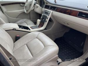Blue Volvo S80 2007 in Tallinn, with an engine capacity of 2.40 L and mileage of 314 thousand km for 4800 €, photo 13 on AUTOMOTO.COM.LV