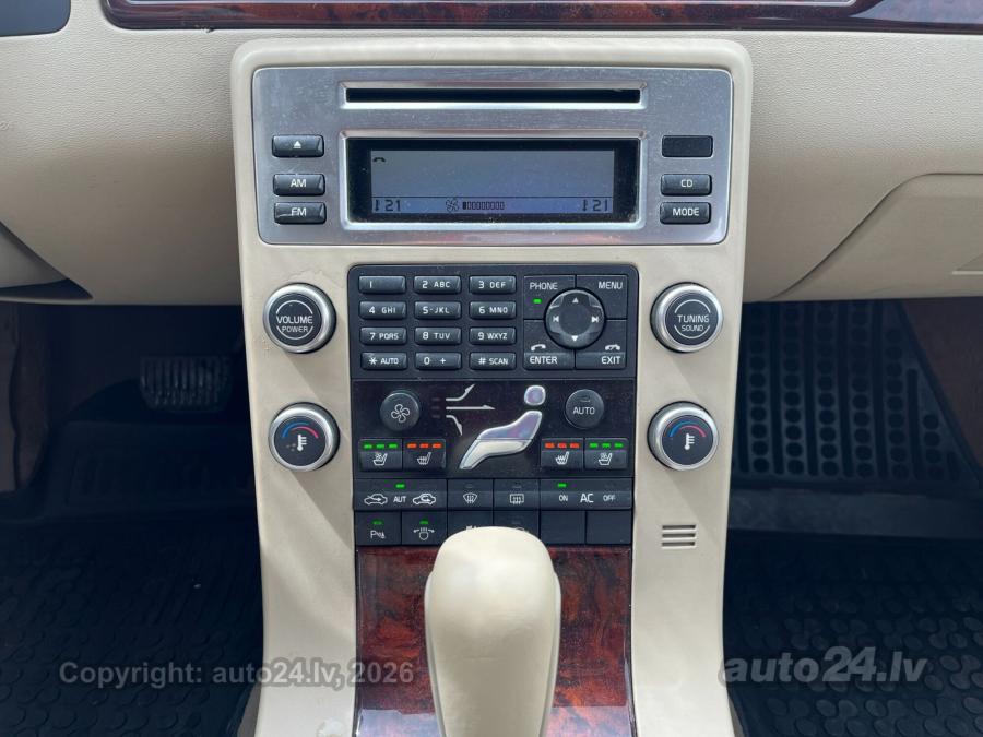 Blue Volvo S80 2007 in Tallinn, with an engine capacity of 2.40 L and mileage of 314 thousand km for 4800 €, photo 16 on AUTOMOTO.COM.LV